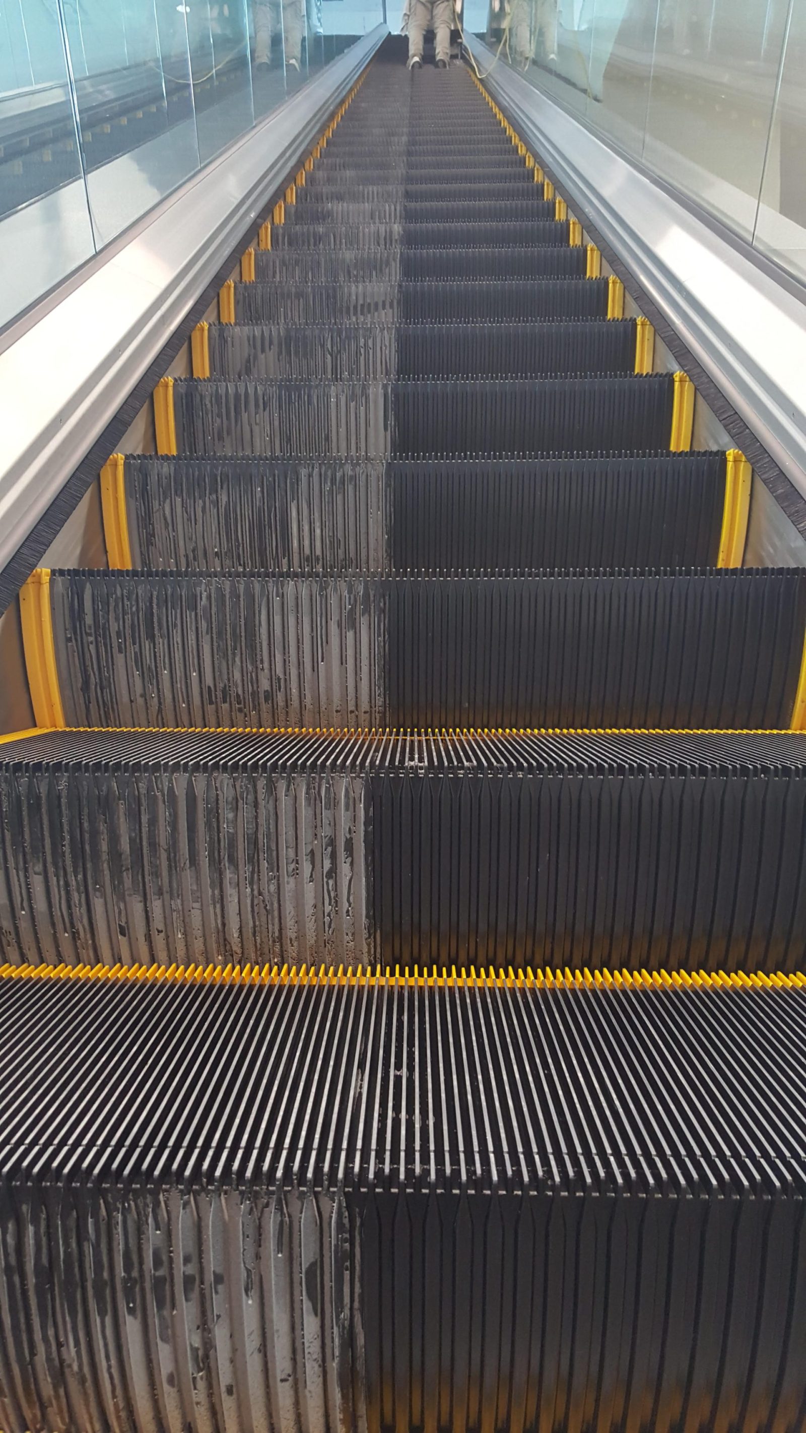 Expert Escalator Cleaning Services | US